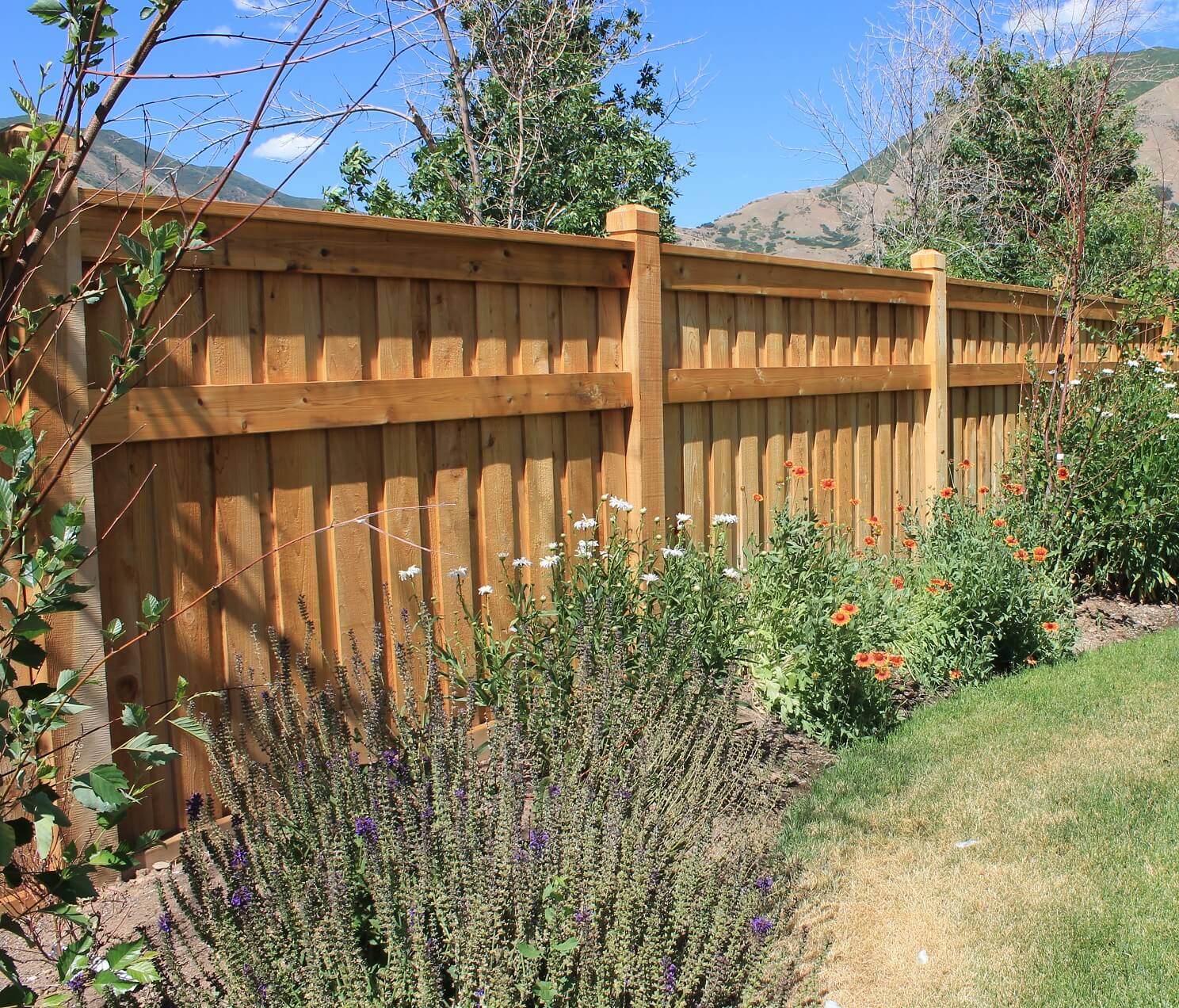 B - Fence - Cedar - Grand Image South Jordan UT - CFC Fences & Decks